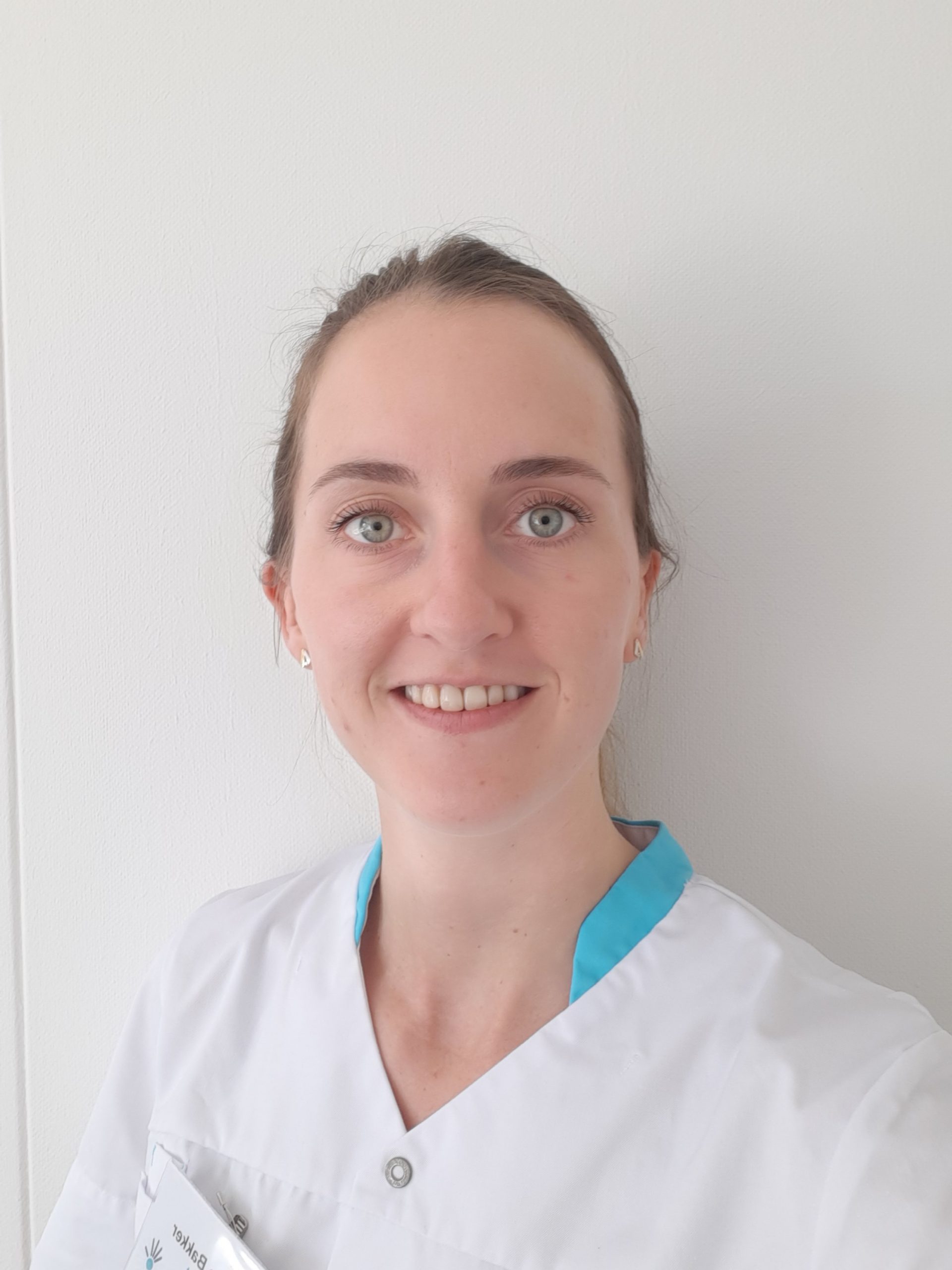 Simone Bakker, CHT-nl - Hand & Pols Centrum